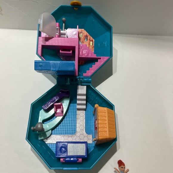 Mattel | Toys | Polly Pocket Spa Play Set Compact Gdk8 218 | Poshmark